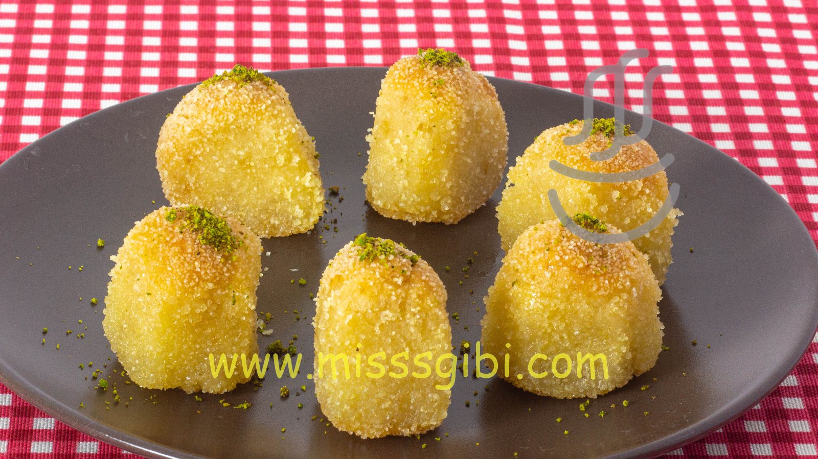 İrmik Kesmesi Tarifi - MisssGibi Yemek Tarifleri