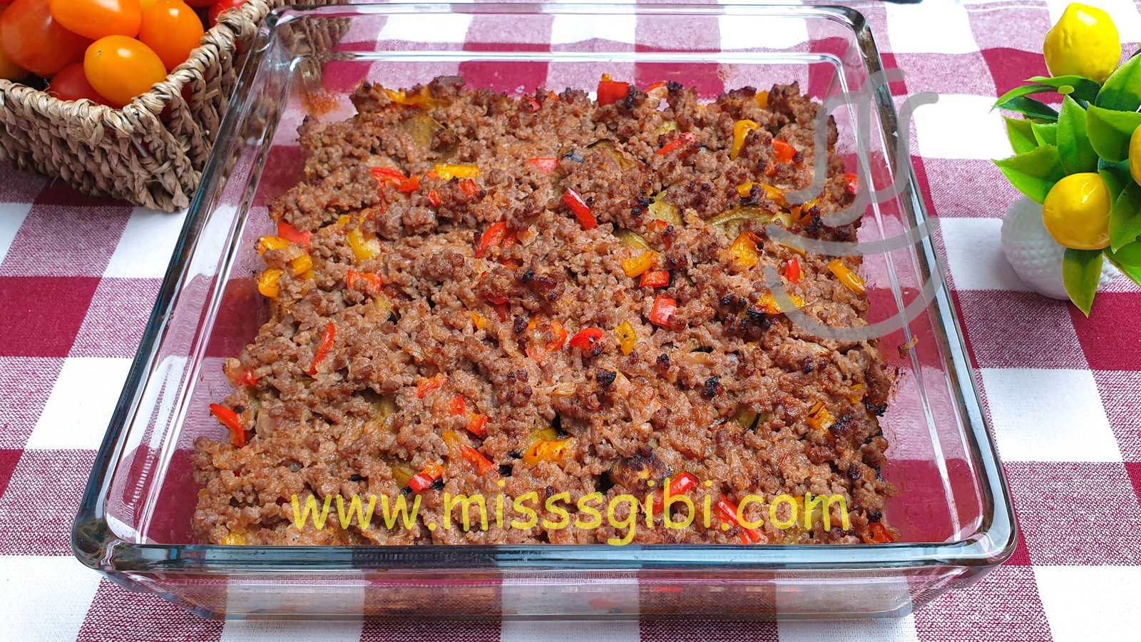 Patatesli Patlıcan Musakka Tarifi - MisssGibi Yemek Tarifleri